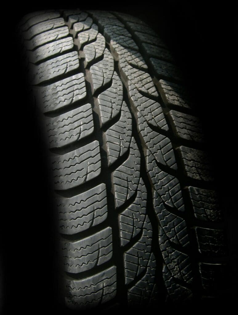 How to Tell If a New Tire Is Defective