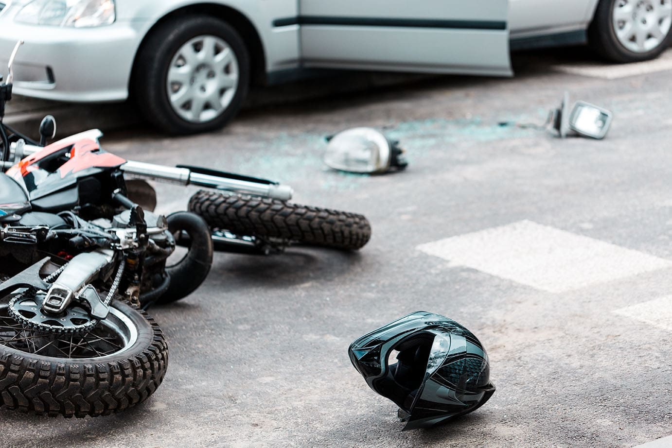 How Does Distracted Driving Cause Motorcycle Accidents?